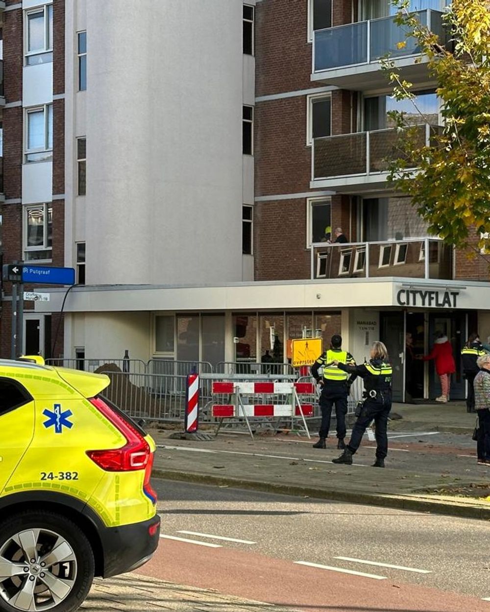 Negen woningen onbewoonbaar na brand in appartementencomplex Heerlen ...