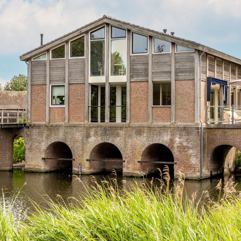 Binnenkijken: dit huis op een historisch watergemaal staat voor 1 ...