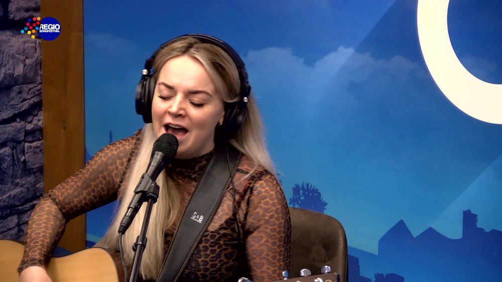 Renee Schepers en Menno - Beetje Kwijt - Oost