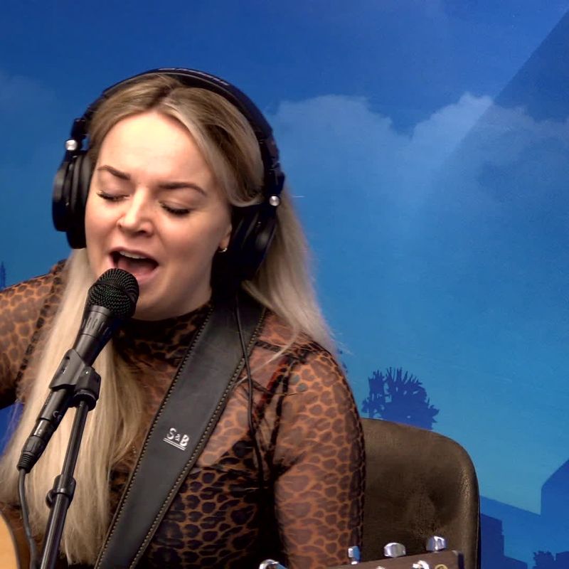 Renee Schepers en Menno - Beetje Kwijt - Oost