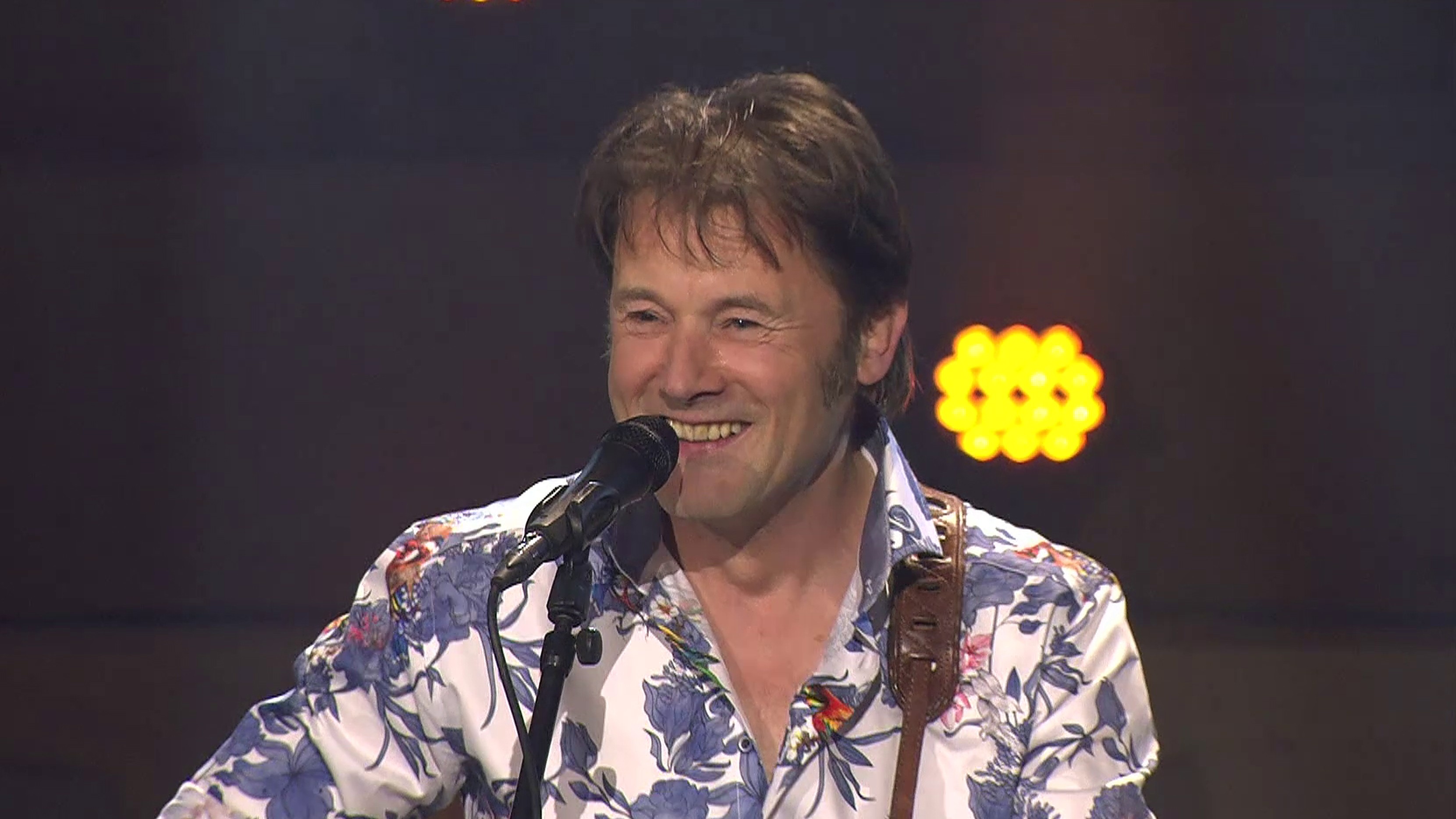 Friese zangers verdeeld over Regio Songfestival: "Laat het puur om de ...