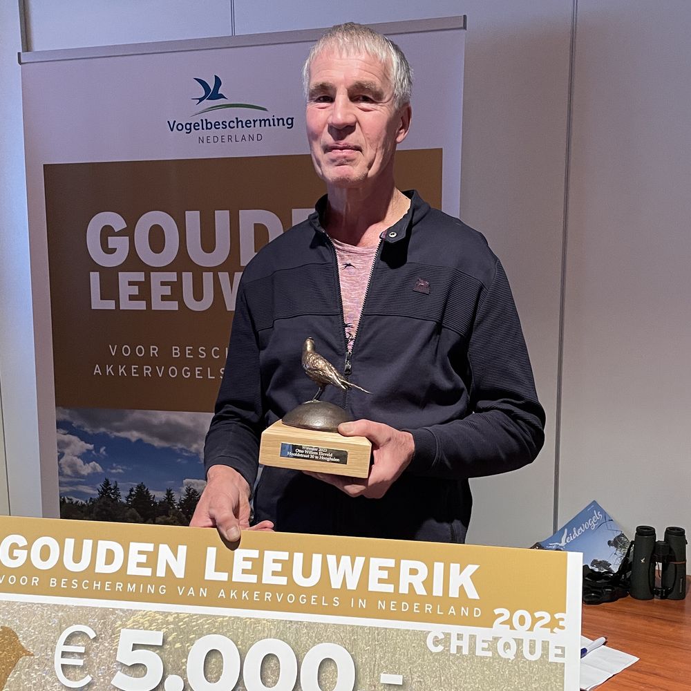 Gouden Leeuwerik voor akkerbouwer Eleveld in Hooghalen - RTV Drenthe