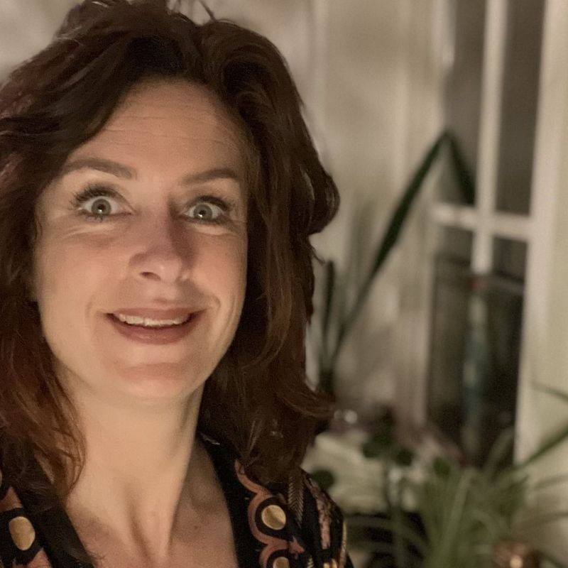 Een dag niet eten en drinken: Miranda doet mee aan de ramadan - Omrop ...