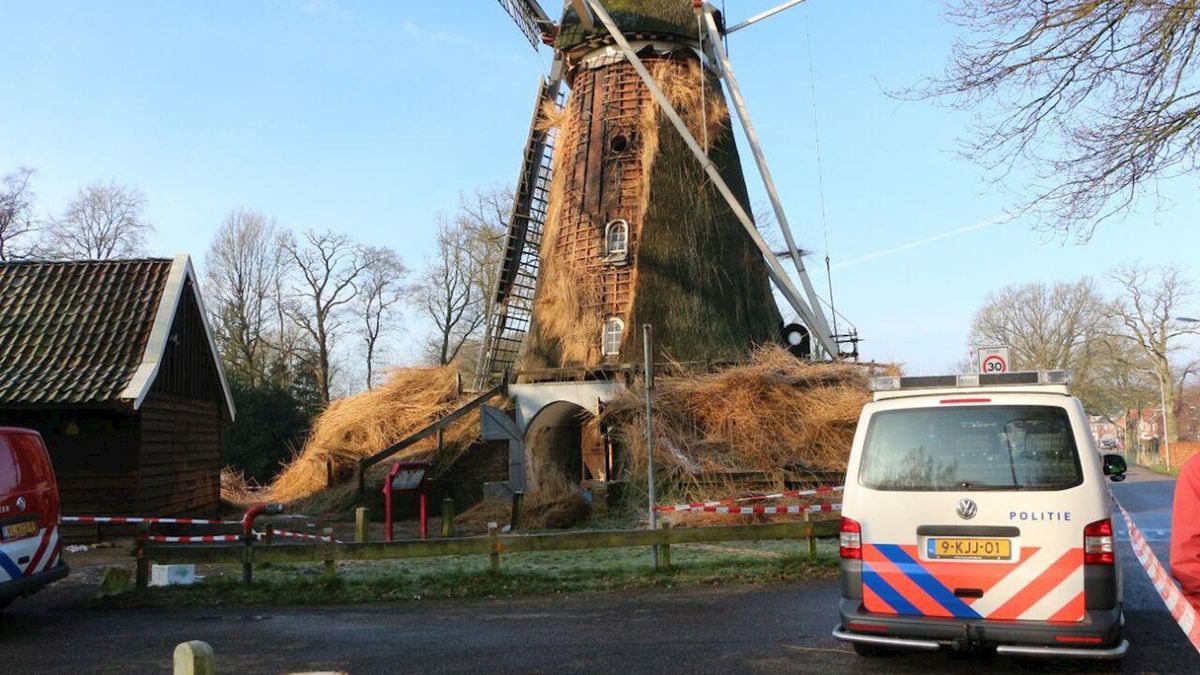 Lonneker geschrokken van brand monumentale molen, overdracht molen ...