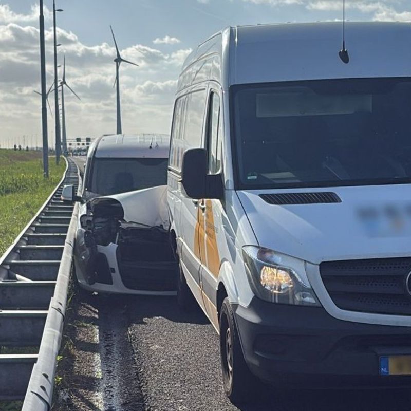 Ongelukken zorgen voor flinke vertraging op snelwegen in drukke avondspits - Rijnmond