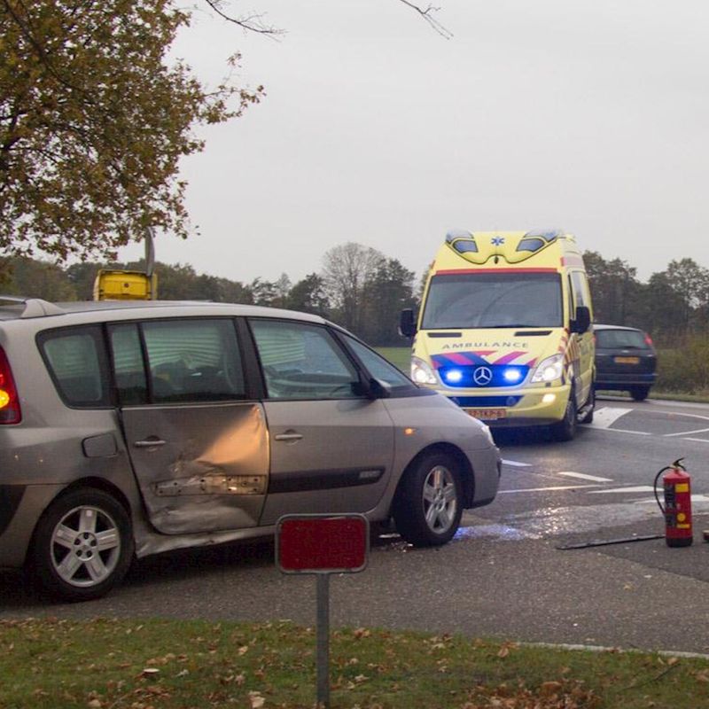 Gewonde bij ongeluk N35 Heino - Oost