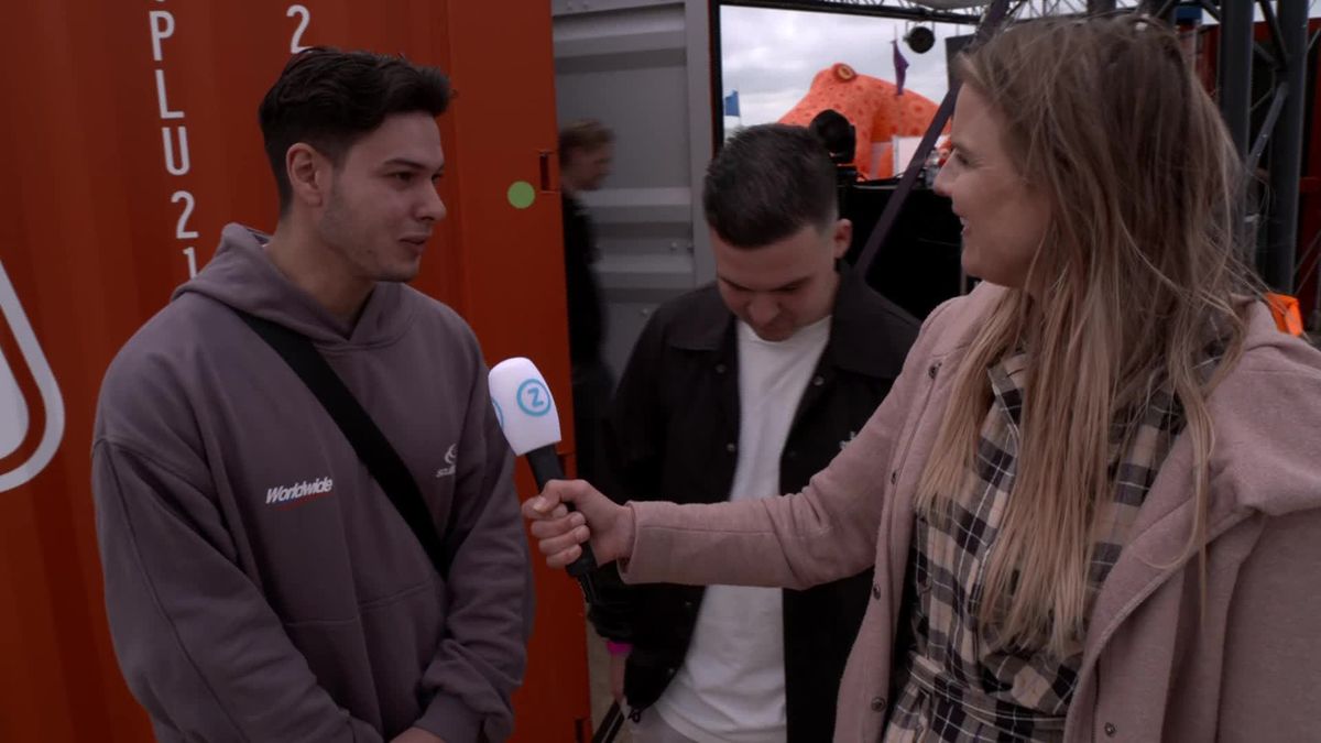 Team Peach kan op de fiets naar het optreden bij Festival aan Zee ...