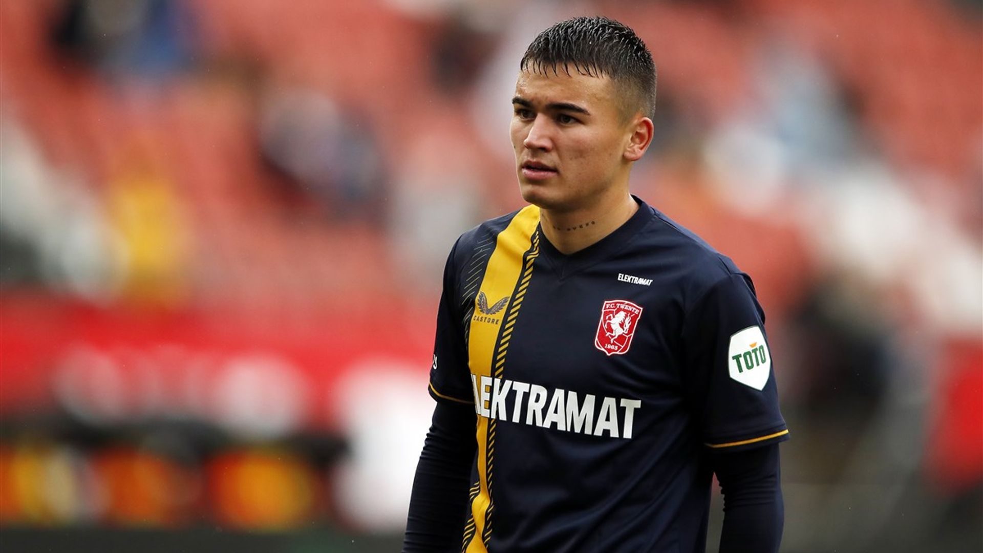 Spartak Moskou brengt bod uit op Twente-spits Manfred Ugalde - Oost