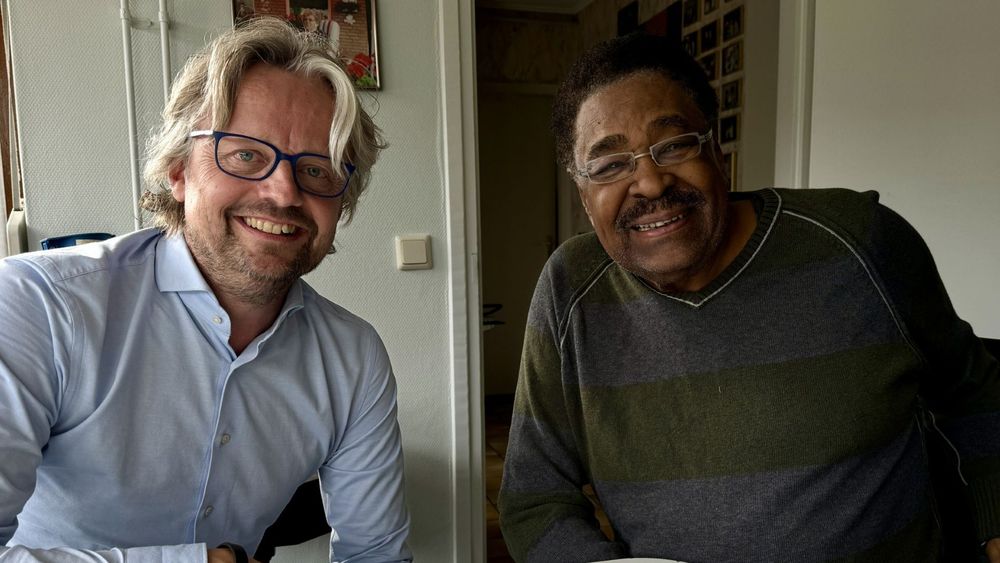 George MacCrae (80) viert vijftig jaar “Rock your baby” - L1
