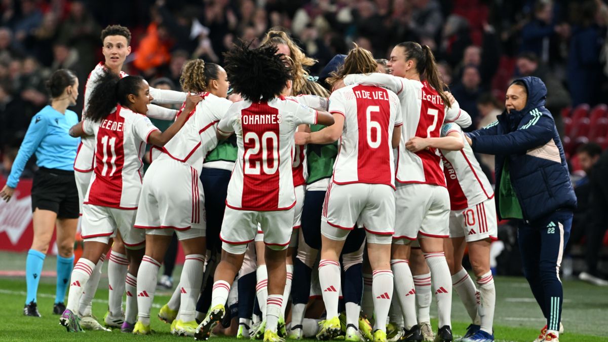 Sherida Spitse met Ajax-vrouwen naar kwartfinales Champions League ...