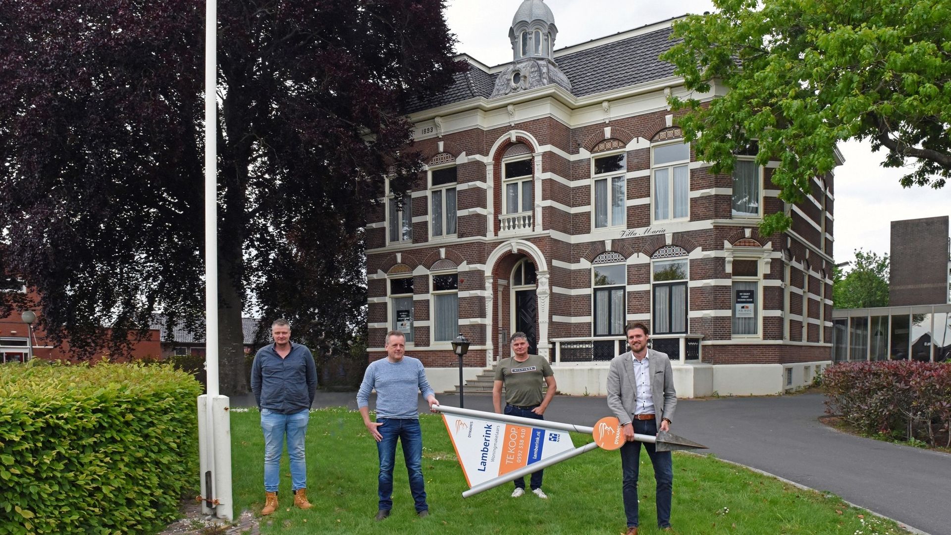 Villa Maria in Smilde verbouwd tot statig kantoorpand met appartementen ...