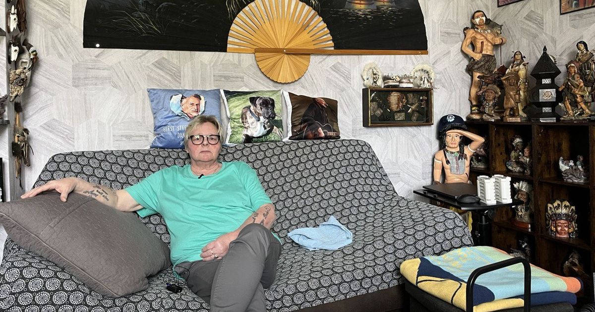 Het huis van Leida Heins-Scheepstra uit De Kiel staat vol met indianen ...