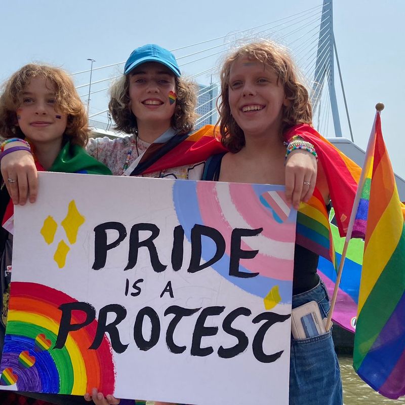 TERUGKIJKEN: Pride-optocht trekt door Rotterdam - Rijnmond
