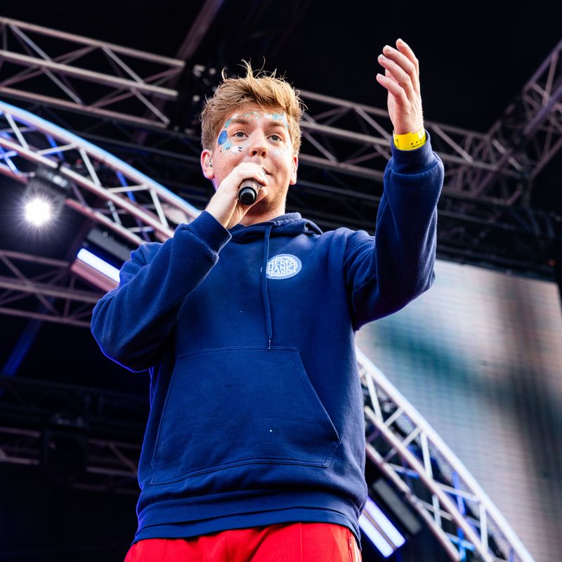 Vastelaovend, opera én Pinkpop: in de wereld van Tim Stoter komt het ...