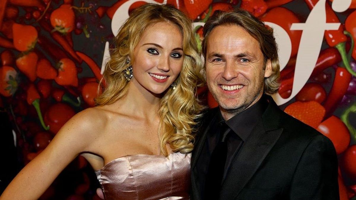 Kindje op komst voor Kelly Weekers en John Ewbank - L1 Nieuws