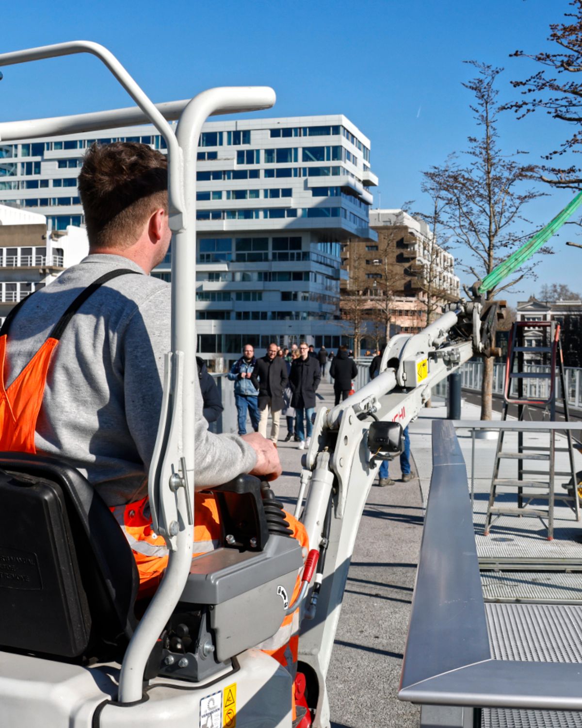 Windkracht 10-garantie niet waargemaakt: zo blijft Utrechtse boombrug ...