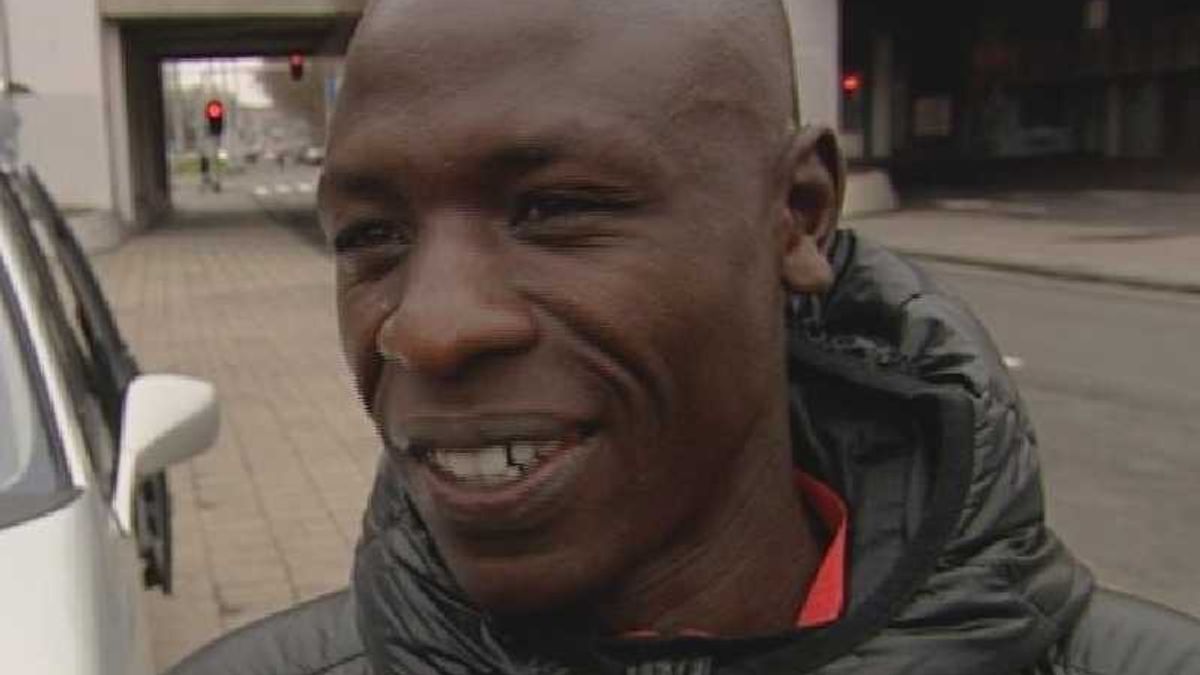 Moses Mosop gaat voor wereldrecordtijd - Rijnmond