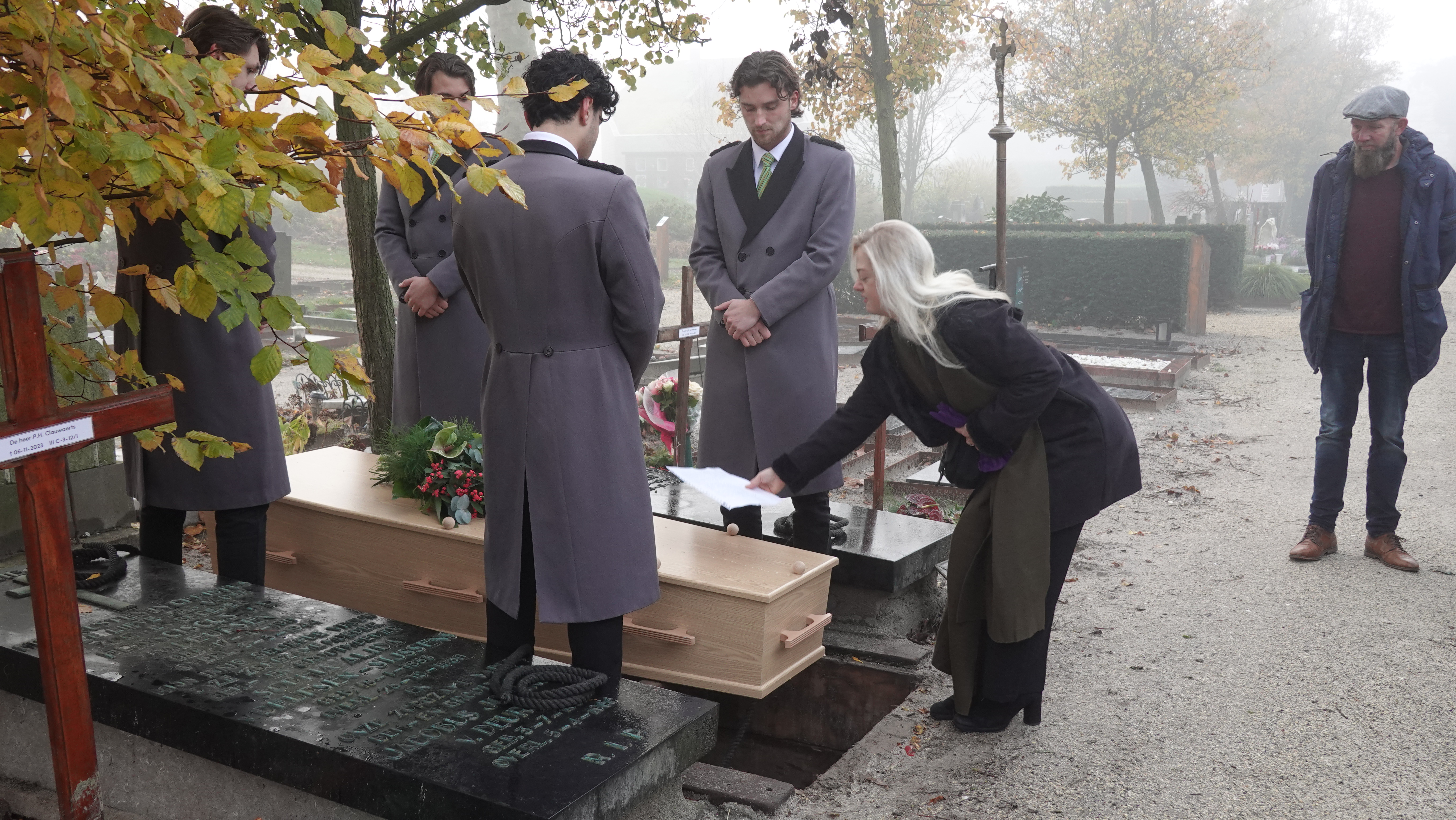 Een dag voor haar 77e verjaardag sterft mevrouw Haack een eenzame dood ...