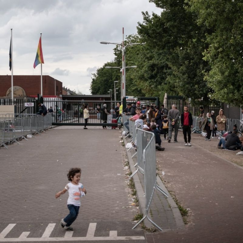 UNICEF bezorgd over alleenreizende minderjarigen in noodopvang: 'Dit is ...