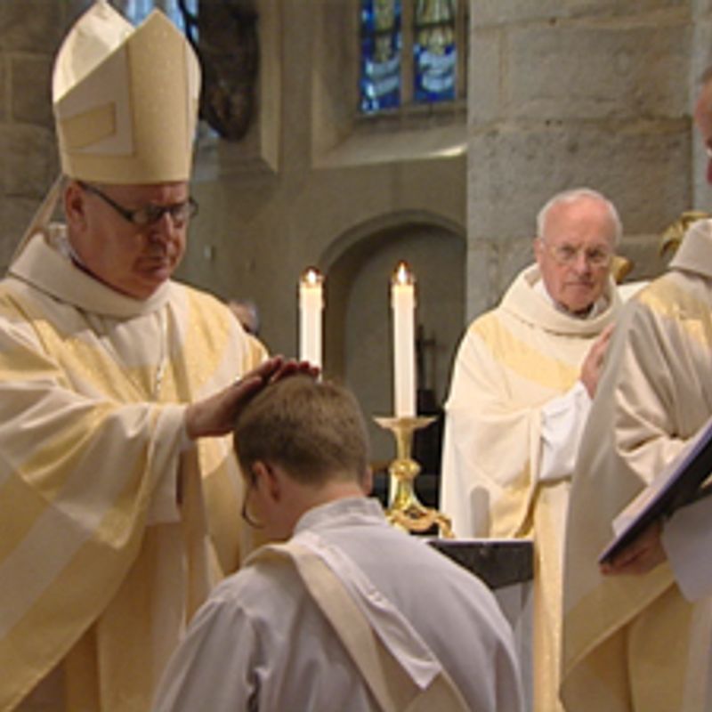 Priesterwijding in Sint-Christoffelkathedraal - L1