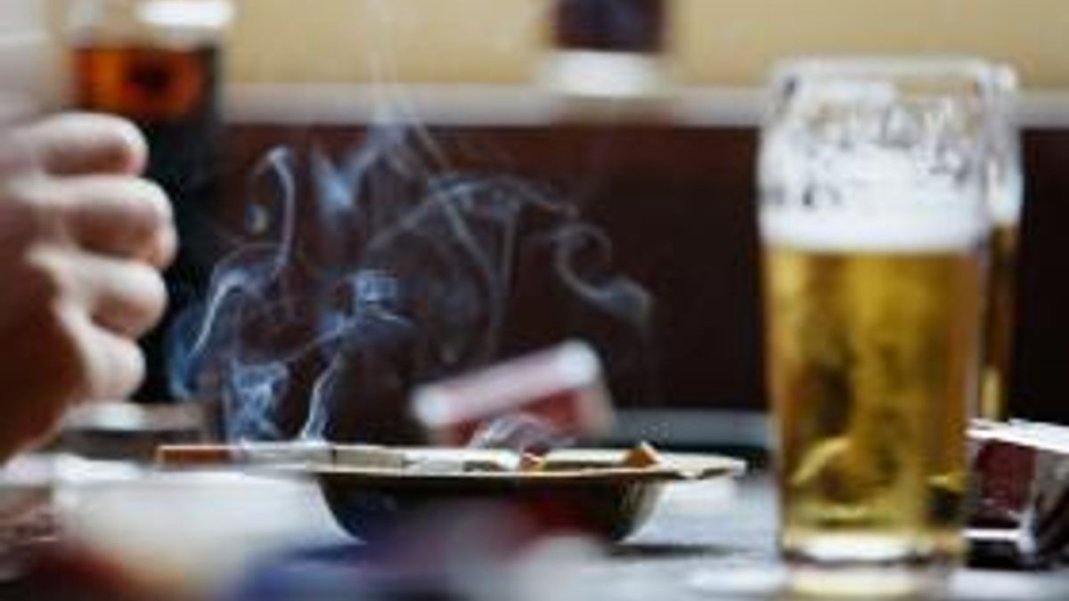 Wellicht ook 's nachts harde muziek in de kroeg - Rijnmond