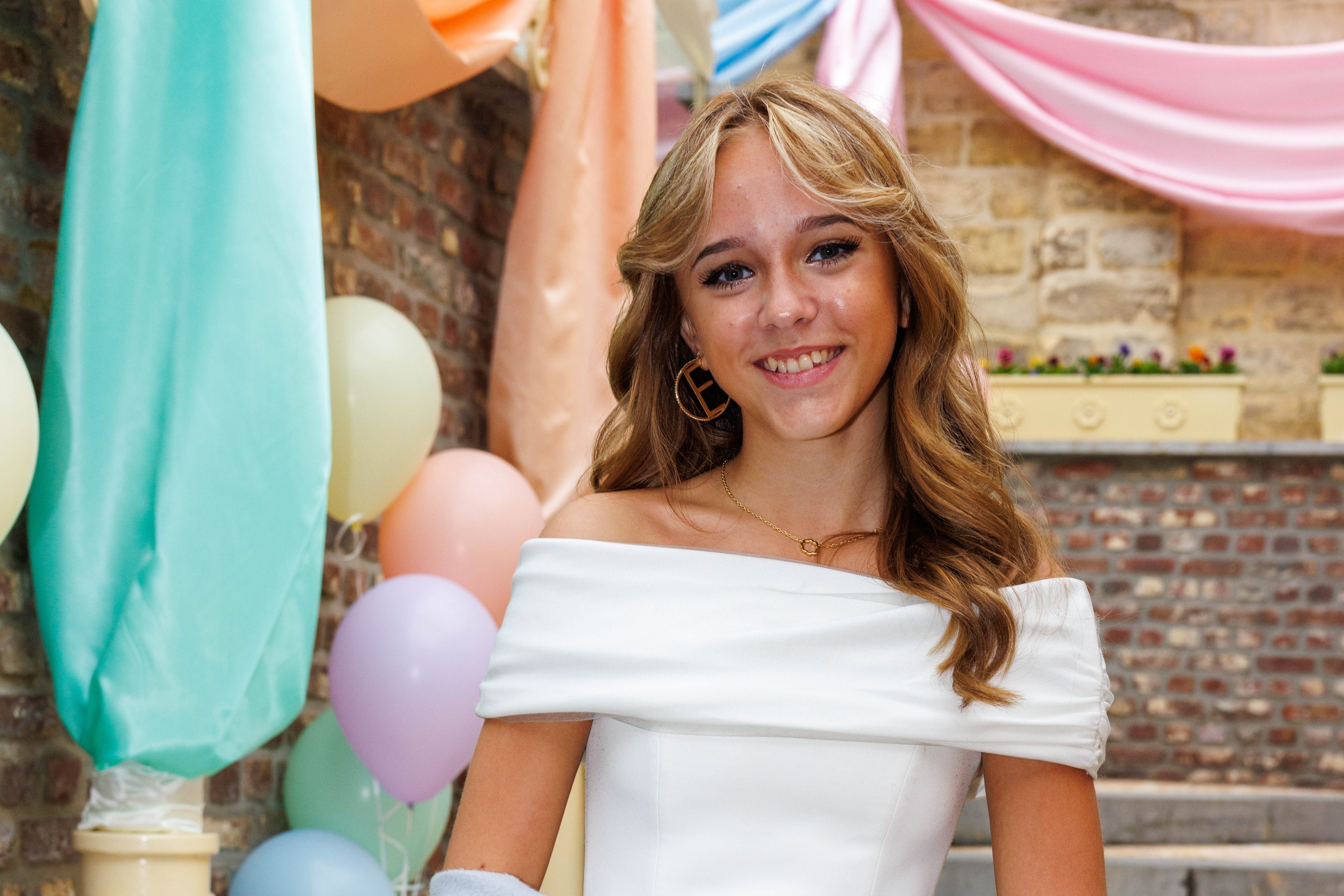 Bijna 2 miljoen volgers en een optreden in het Concertgebouw: Emma Kok ...