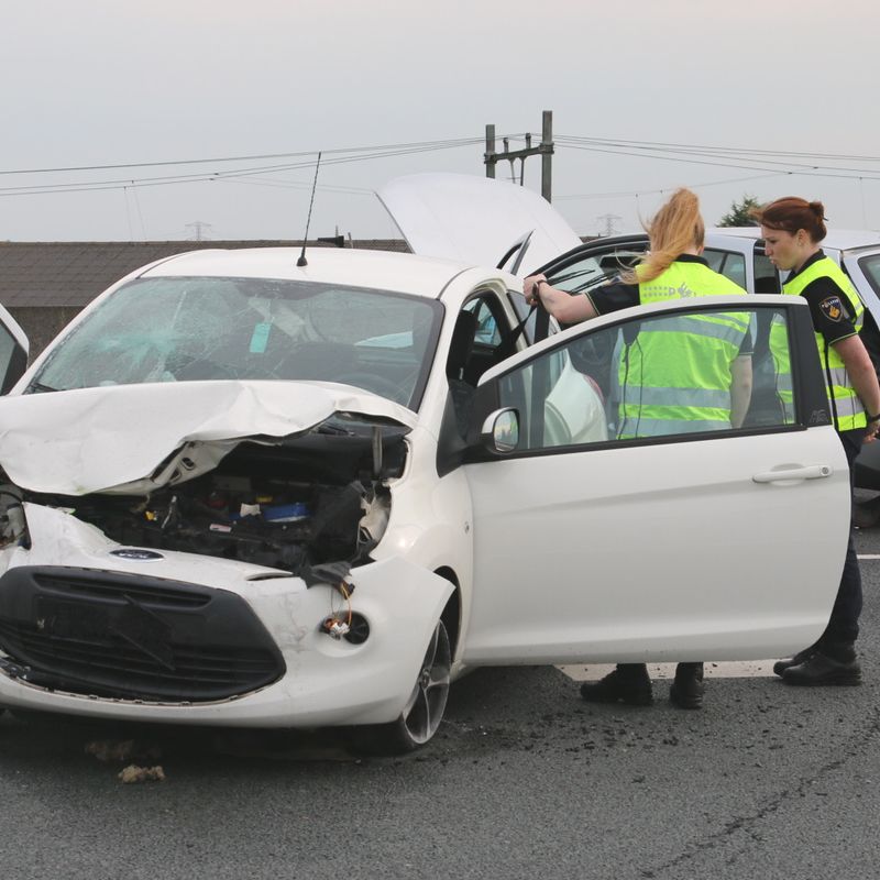 112-nieuws | Ongeluk op A12, weg dicht richting Den Haag - Auto rijdt ...