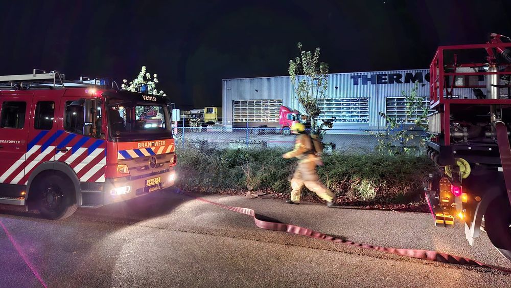 Explosiegevaar bij brand in loods Venlo - L1 Nieuws