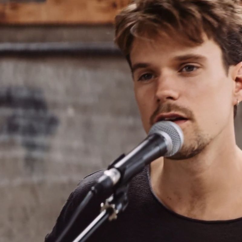 Nieuwe CD van Utrechtse singer-songwriter die met de groten der aarde speelde - RTV Utrecht