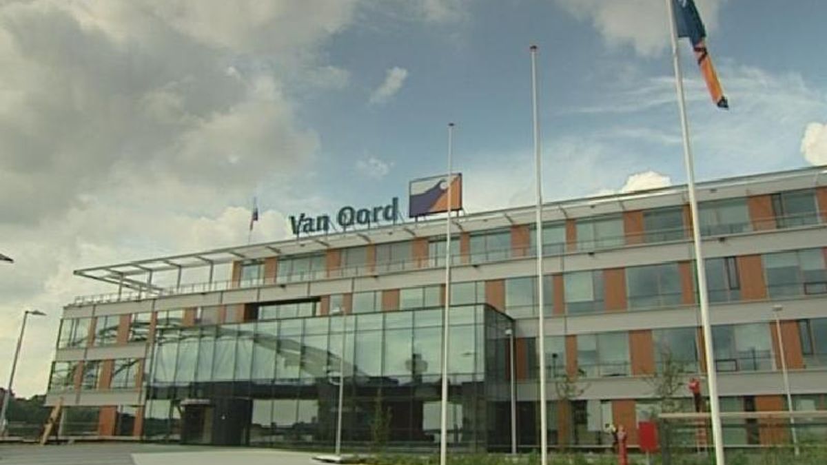 Nieuw pand Van Oord koninklijk geopend - Rijnmond