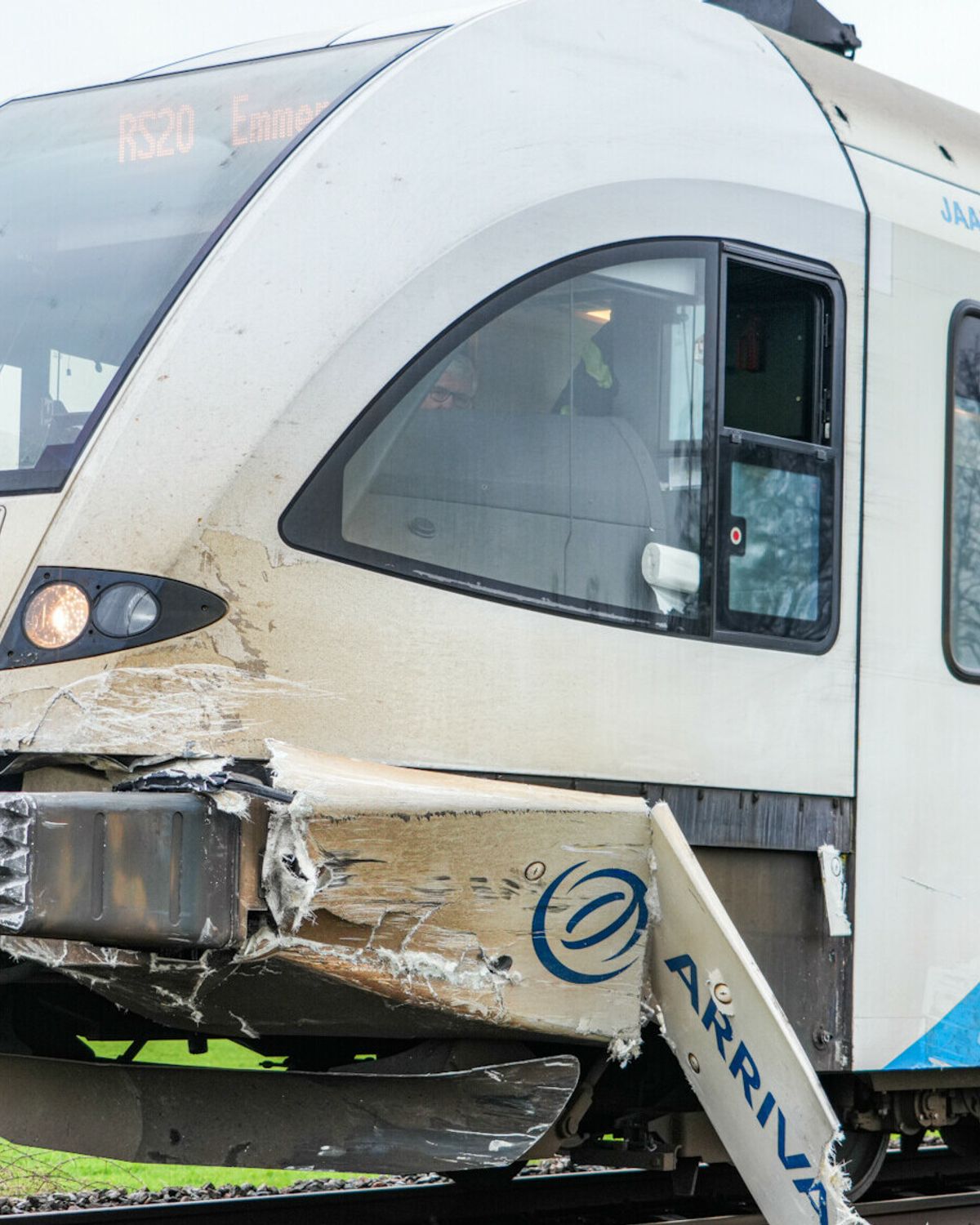 Treinverkeer hervat na botsing tussen trein en auto - RTV Drenthe