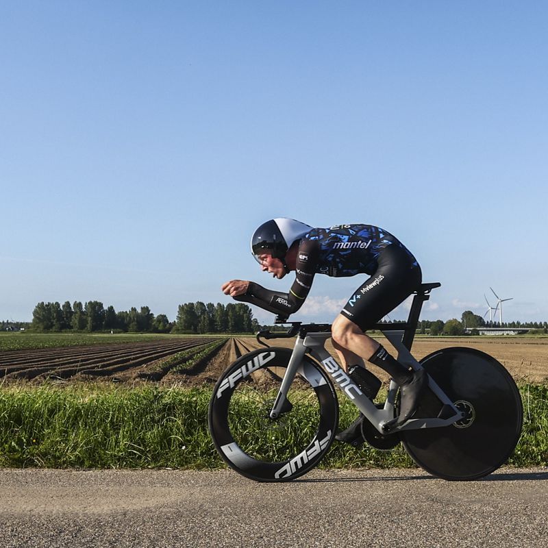 Axel van der Tuuk rijdt solo naar overwinning in Rondom de Bult van ...