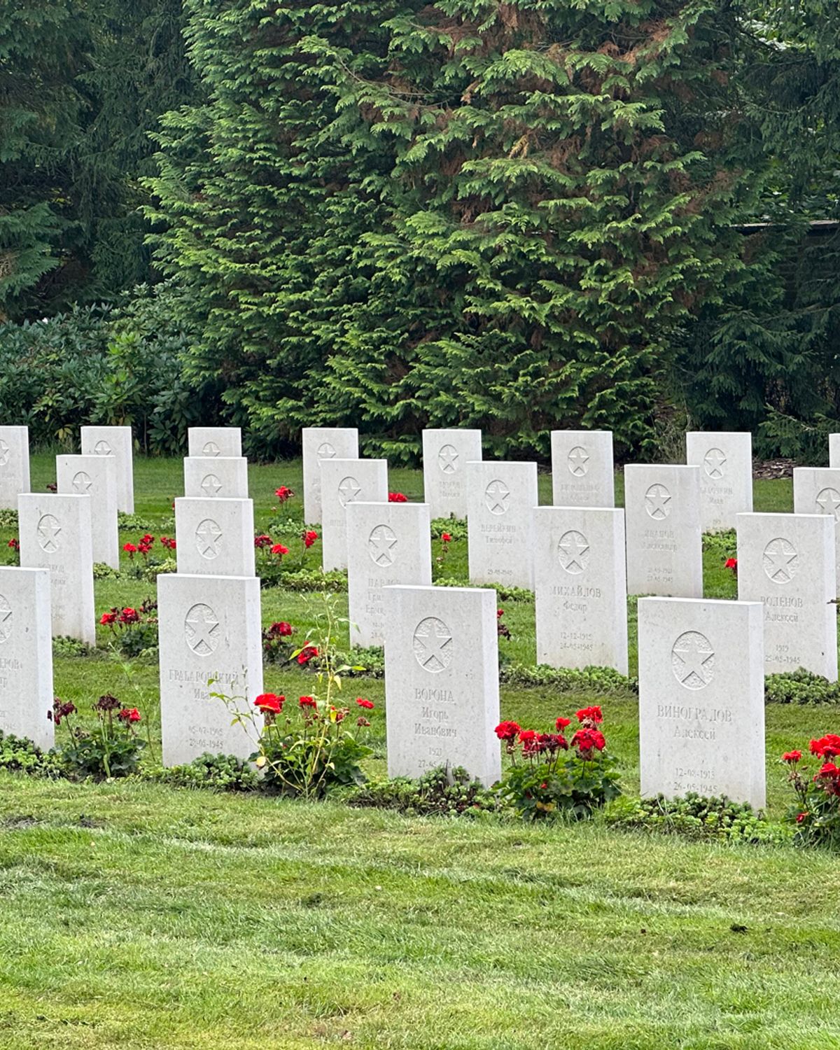 80 jaar na de oorlog nog in tranen, Theo (98) was de laatste ooggetuige ...
