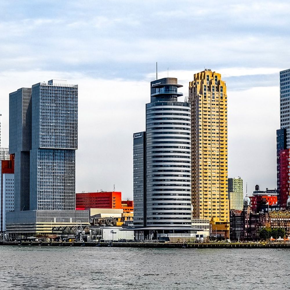 'Maak Rotterdam de nieuwe hoofdstad van Nederland' - Rijnmond