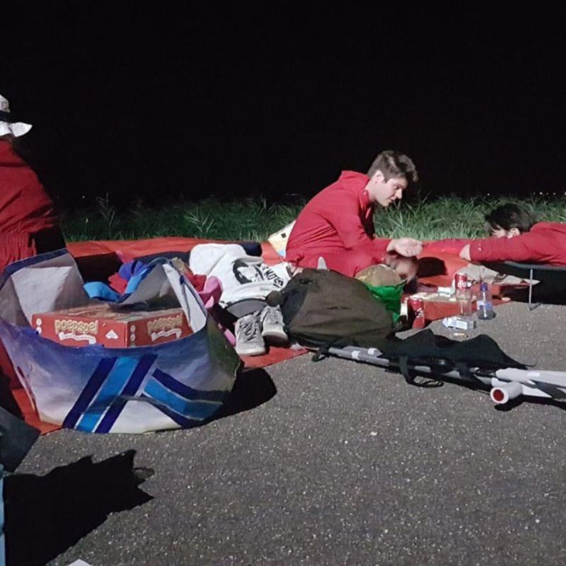 Actiegroep Code Rood blokkeert NAM-locatie in Amsweer - RTV Noord