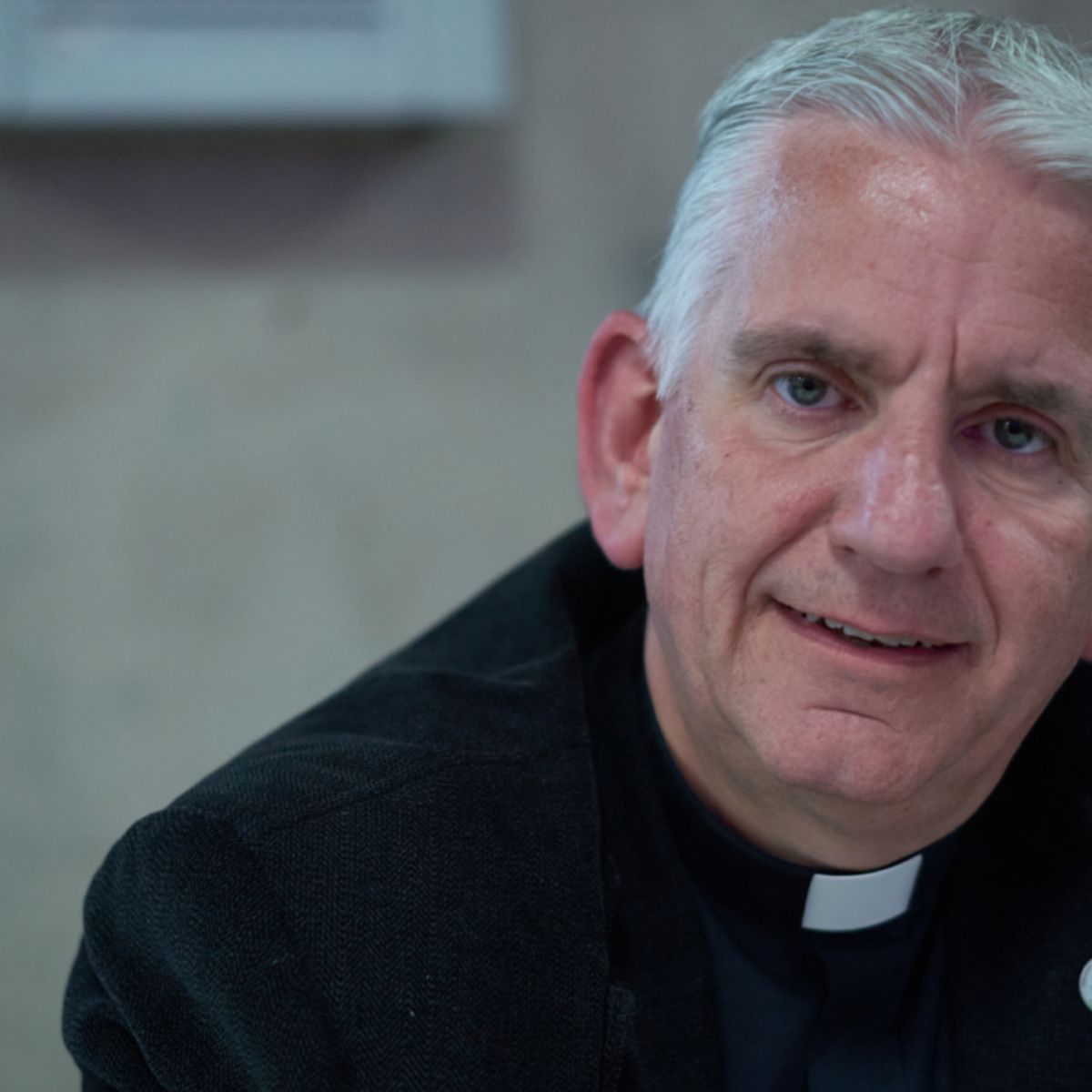 Drie parochies in Twente krijgen nieuwe pastoor: "Mensen zoeken weer ...