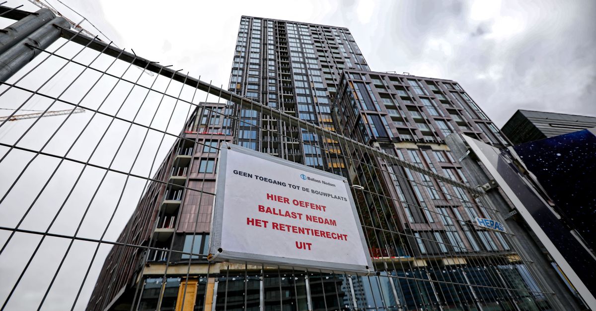 In verval geraakte Galaxy Tower na 2,5 jaar alsnog afgebouwd - RTV Utrecht