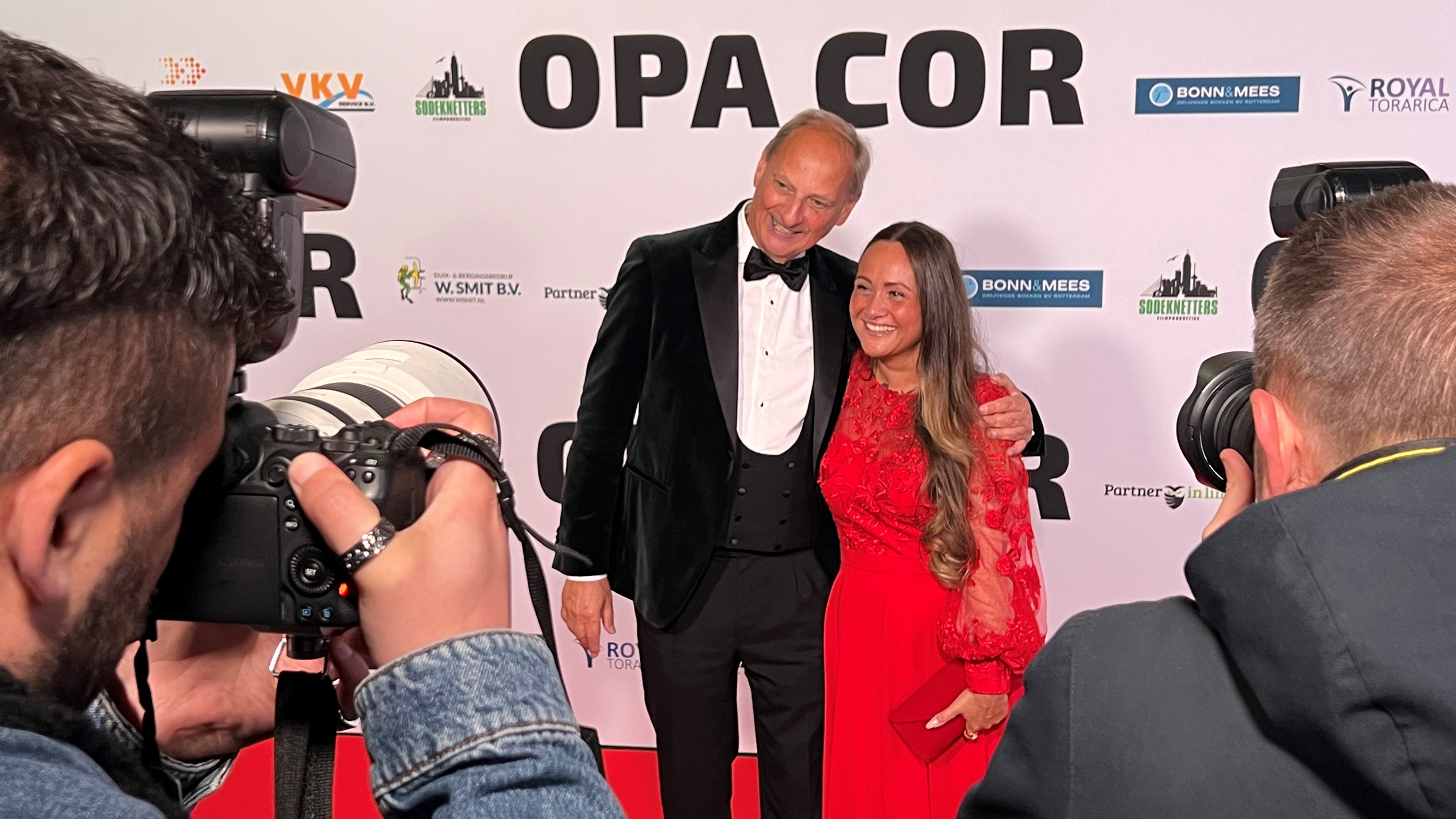Opvolger van Ome Cor in première, parade van bekende Nederlanders ...