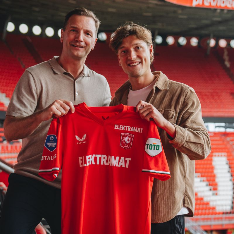 Sam Lammers tekent voor drie seizoenen bij FC Twente: "De club heeft grote ambities" - Oost