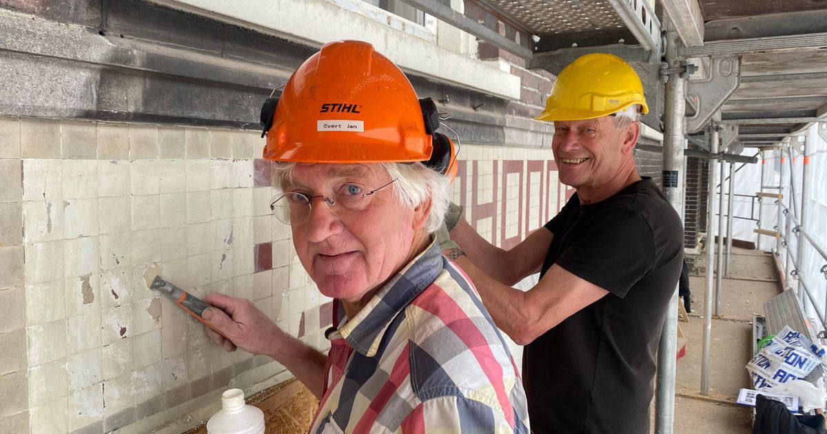 Evert Jan restaureert unieke Zwolse muurreclame uit 1914 - Oost