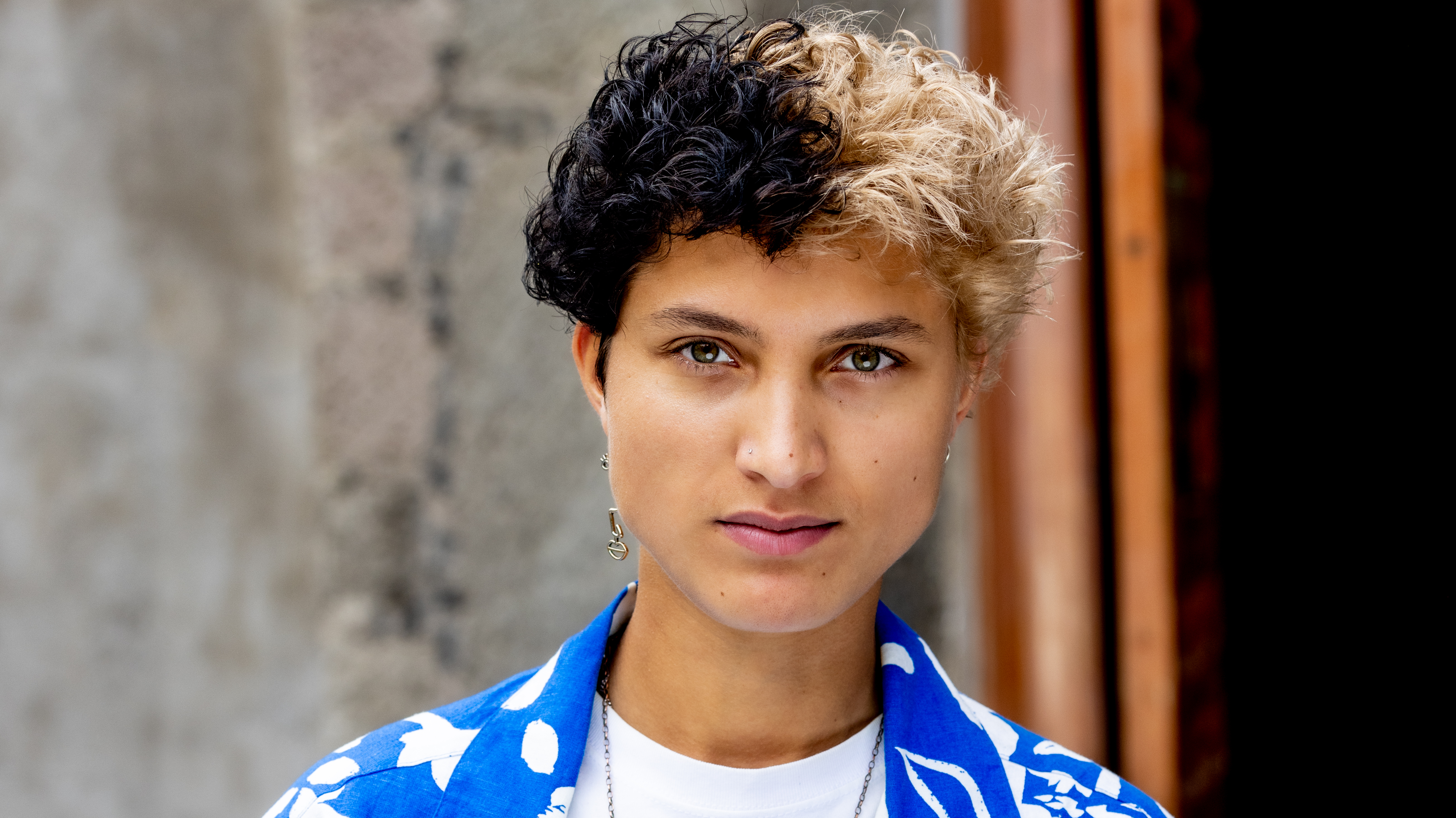 Zangeres Babs Schutte ziet met deelname WIDM een droom uitkomen - Oost