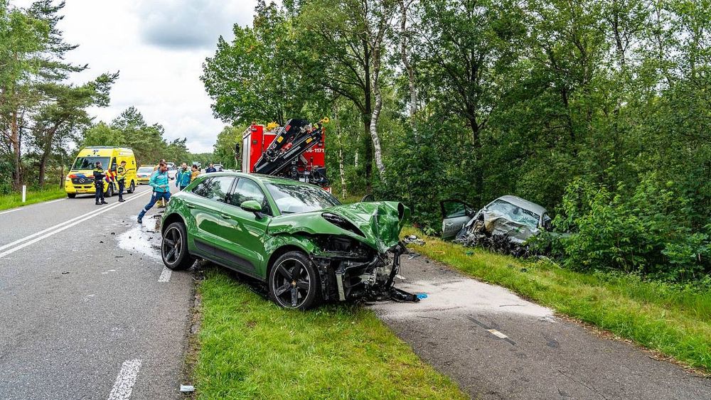 Ernstig ongeluk met vier gewonden op N302 - Omroep Gelderland
