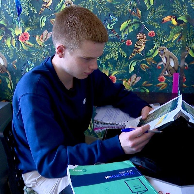 Levi start vandaag met zijn examens: 'Natuurlijk ben ik nerveus, maar ...