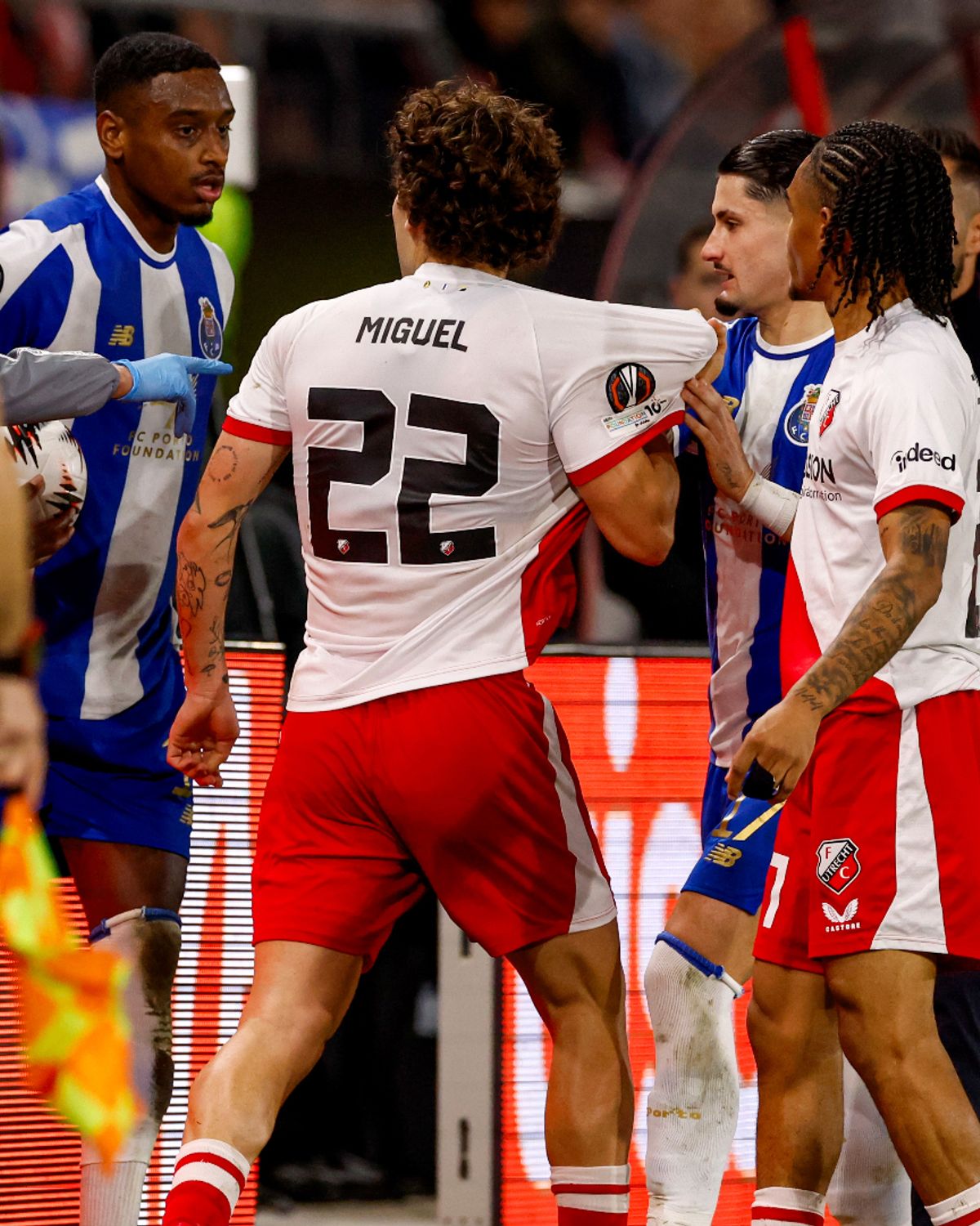 Lees en luister terug: FC Utrecht pakt tegen FC Porto eerste Europese ...