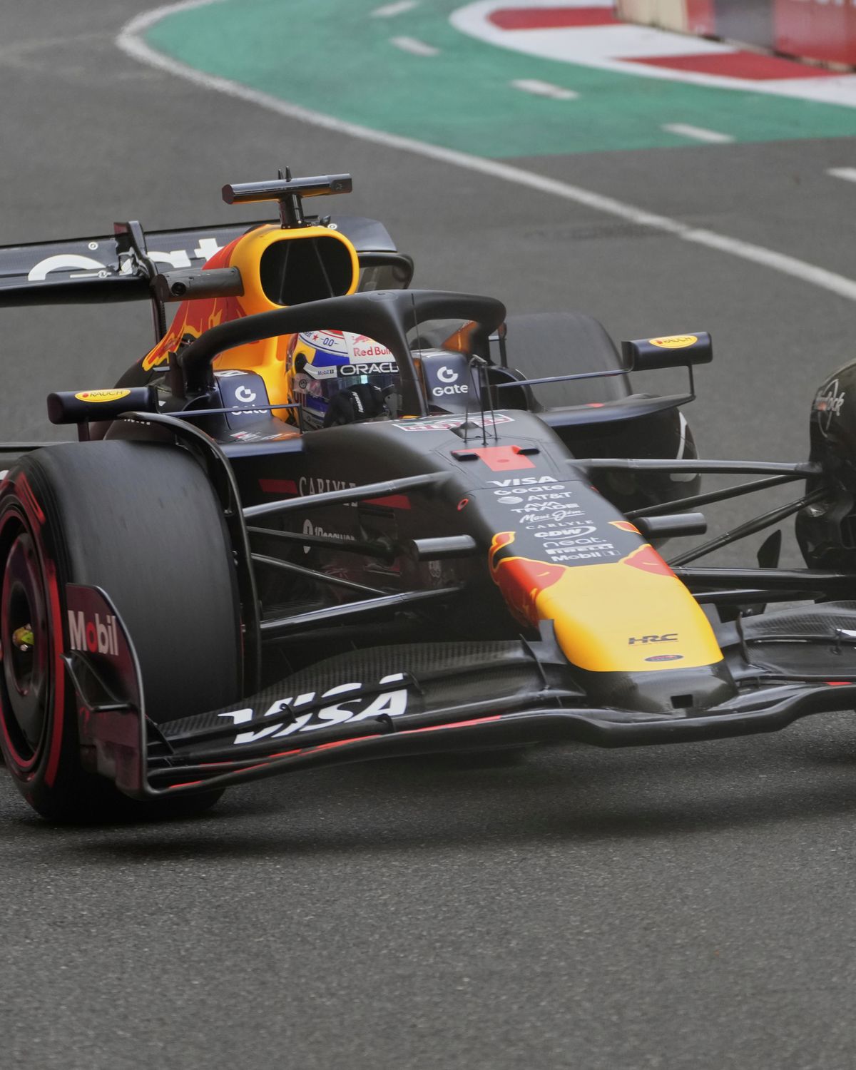 Verstappen zet zesde tijd neer bij tweede training in Bakoe - L1 Nieuws