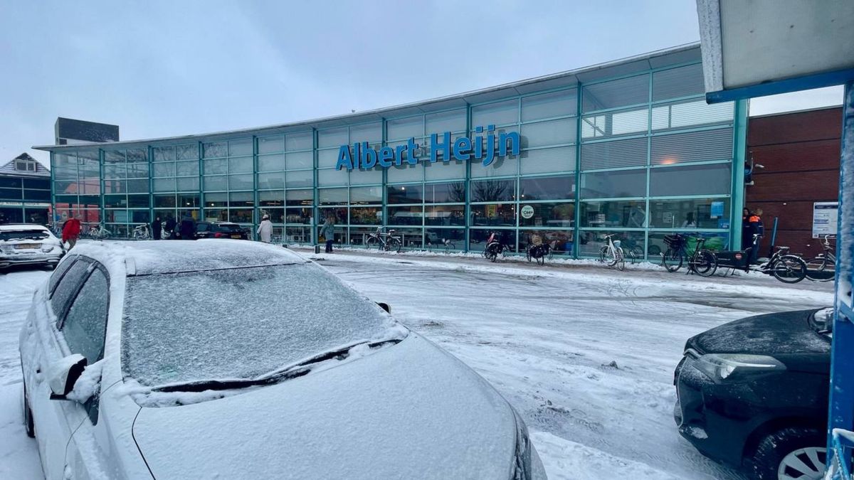 Sneeuwblog: Albert Heijn Helpman dicht vanwege veiligheid • Code oranje ...