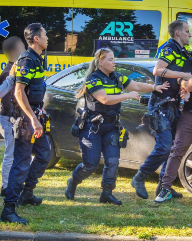 Moeder deelt klappen uit na aanrijding kind - Rijnmond