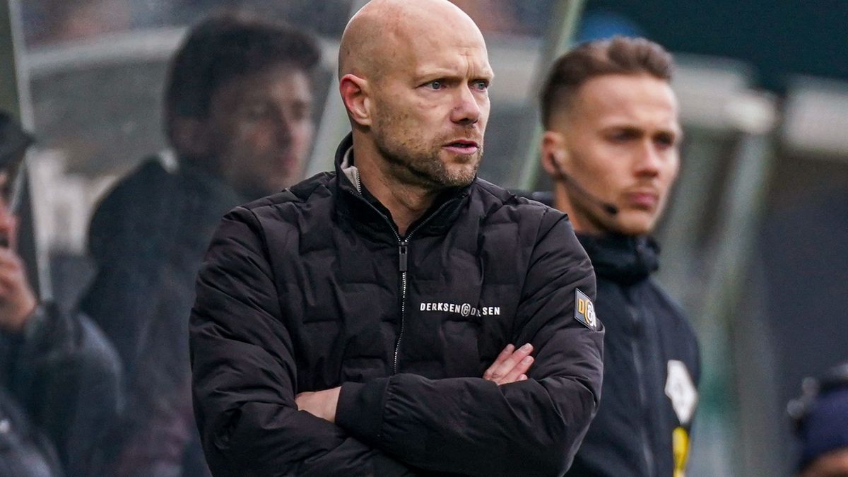 Dennis van der Ree is niet meer veel met de stand bezig - RTV Noord