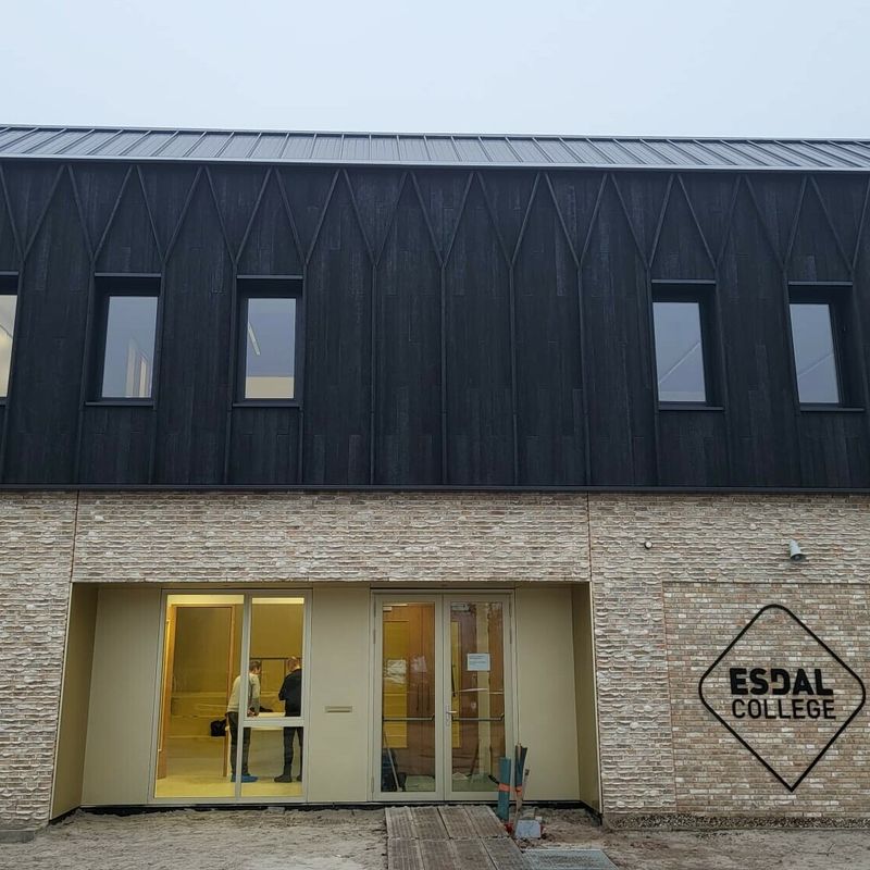 Esdal College in Borger al na één jaar te klein en School 59 in Nieuw ...