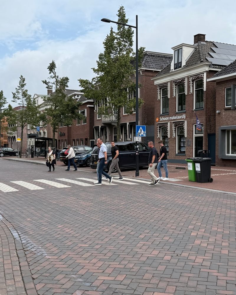 Assen pakt onveilige zebrapaden aan en begint proef met verlichting ...